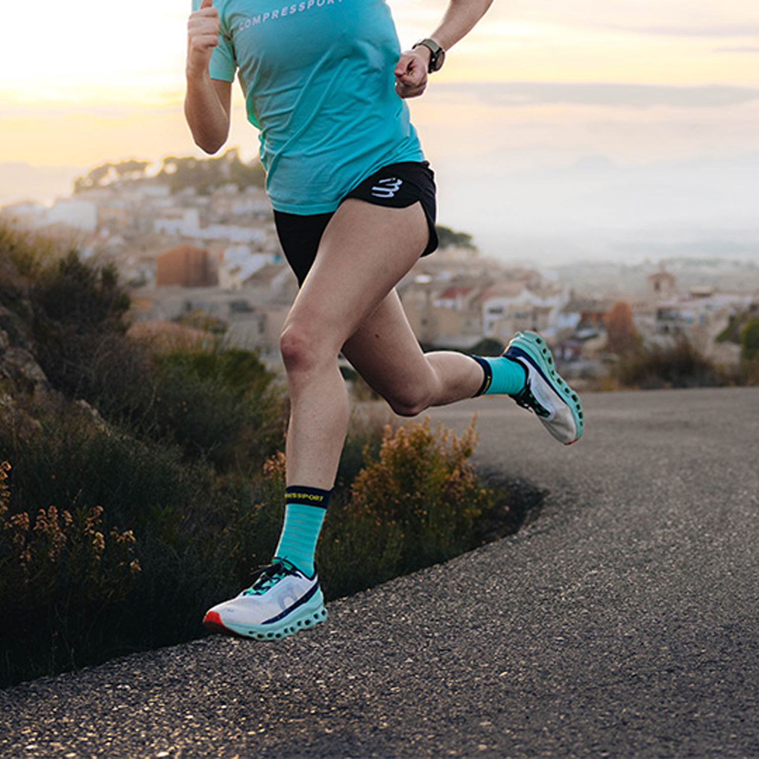 Compressport Pro Racing V4.0 Calze da Running - Shell Blue/Blues